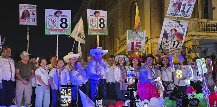 Síndrome de Hubris: el inminente fracaso de la "toma de Lima"